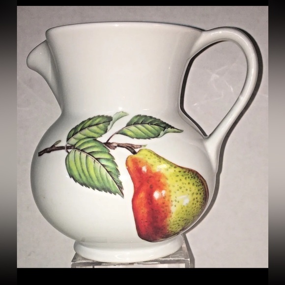 Bia Cordon Bleu | Dining | Vintage Bia White Sculpted Porcelain Pitcher ...